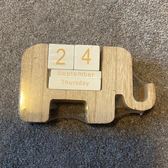 Accents | Elephant Calendar Blocks | Poshmark
